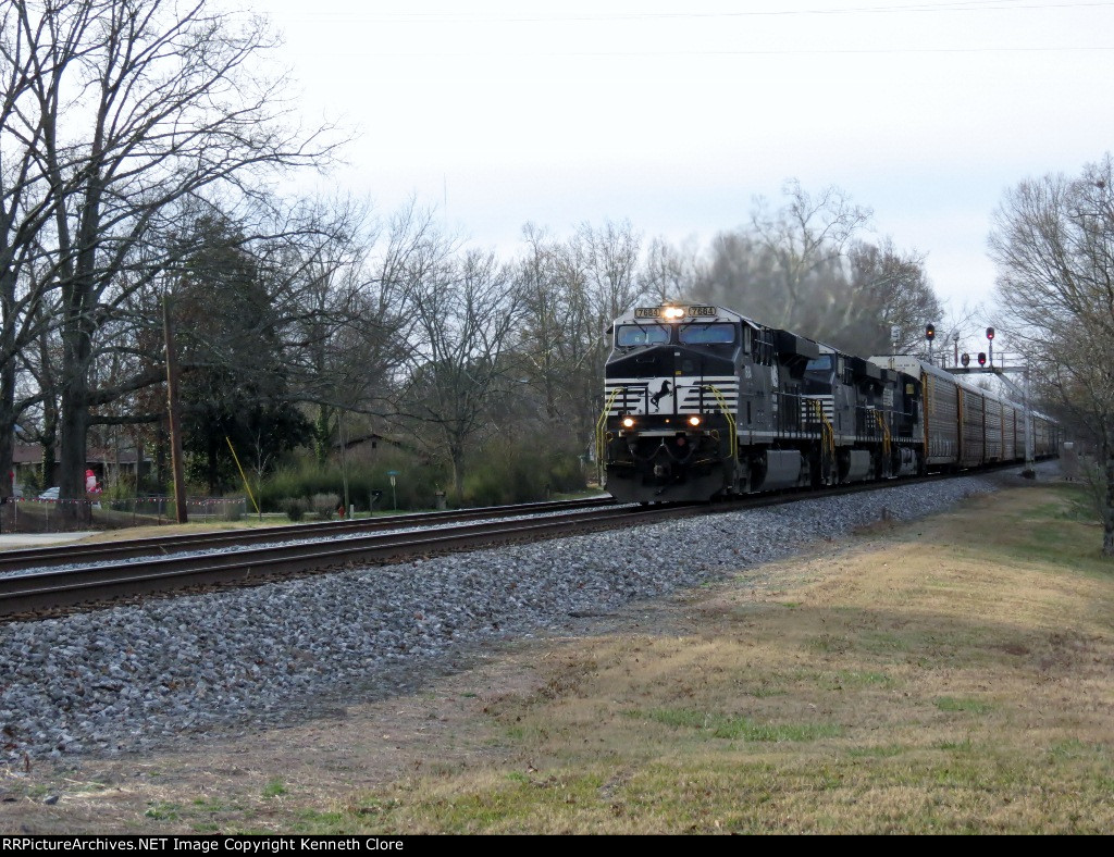 NS train #212 (Intermodal) (Atlanta, GA - Croxton, NJ) (pic 3)